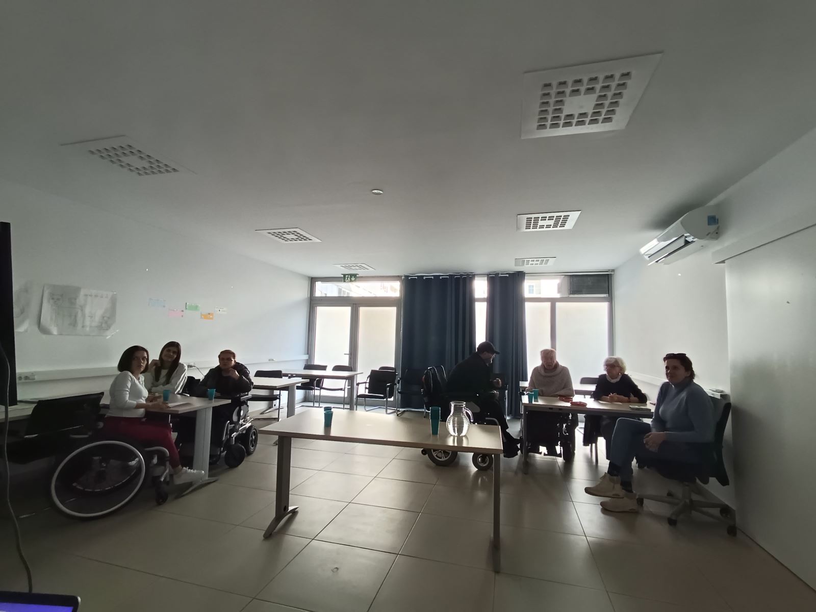 Održan Pub kviz "Klasici serija i filmova" u DDZ / Vijesti / Društvo distrofičara Zagreb - DDZ